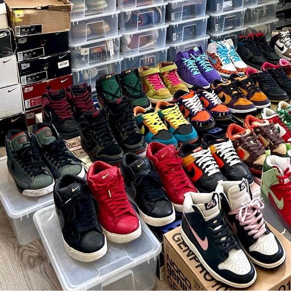 Shoes | Nike Sb Dunk Rare Mens Collection | Poshmark